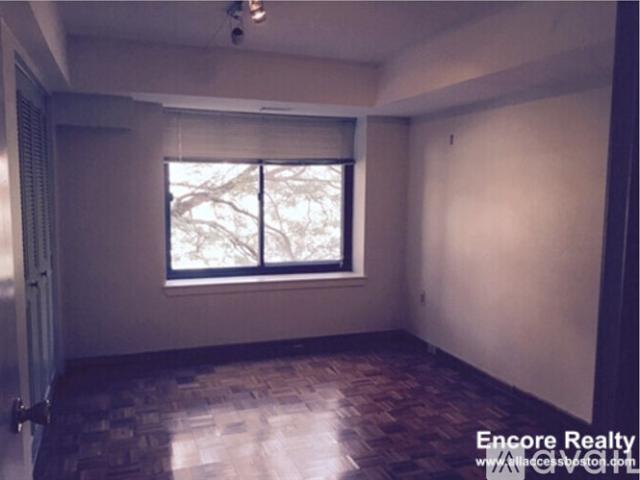 2 BR, 2 BA Apartment 1243 Beacon St, Unit 2C, Brookline, MA 02446