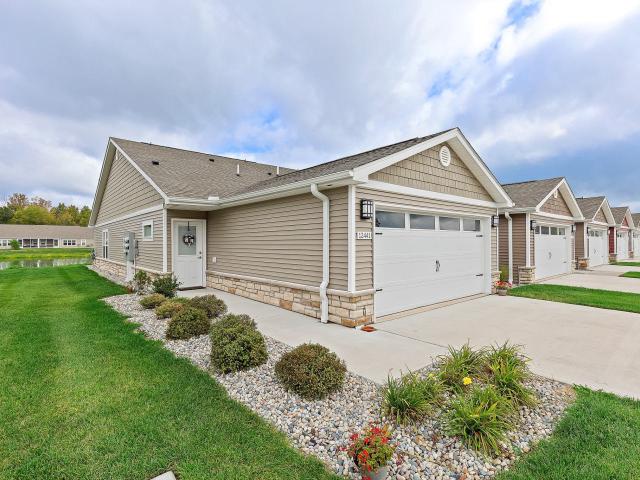 2 BR, 2 BA Apartment 12459 Violet Street Unit 12561X, Holland, MI 49424