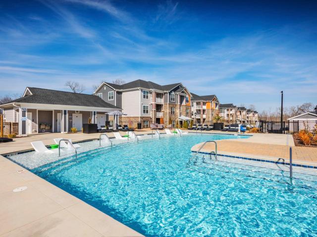 2 BR, 2 BA Apartment 12509 Crown Park Court Unit 201, Charlotte, NC 28273