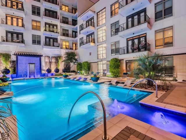 2 BR, 2 BA Apartment 1250 State St Unit 3302, Richardson, TX 75082