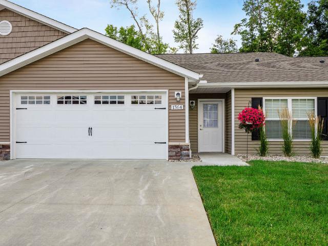 2 BR, 2 BA Apartment 1252 Redleaf Dr Unit 3949U, Batavia, OH 45103