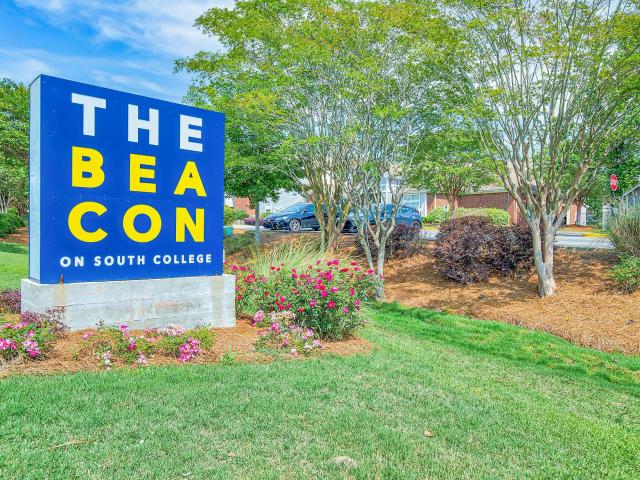 2 BR, 2 BA Apartment 1255 S College St Unit Private Priced By Bed, Auburn, AL 36832