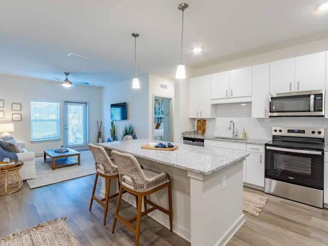 2 BR, 2 BA Apartment 125 Hanover Street Unit 828, Beaufort, SC 29906