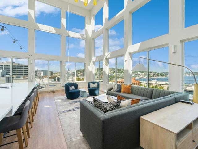 2 BR, 2 BA Apartment 1260 Republican Street Unit 601, Seattle, WA 98109