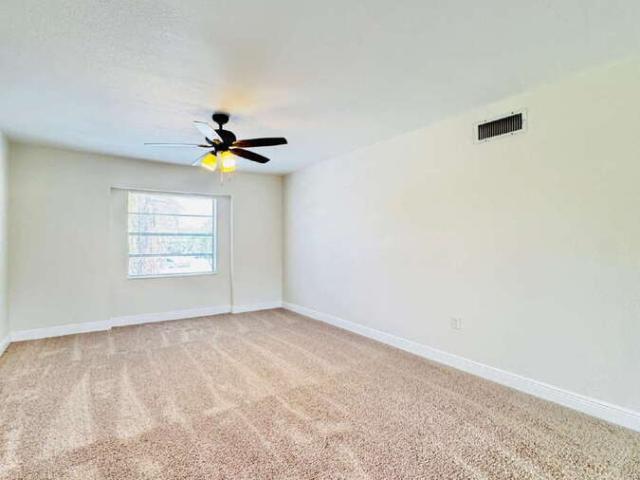 2 BR, 2 BA Apartment 12664 Kenwood Lane C, Fort Myers, FL 33907
