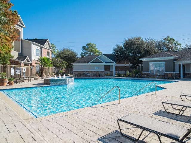 2 BR, 2 BA Apartment 12700 Farm to Market 1960 Road West Unit 02 302, Houston, TX 77065