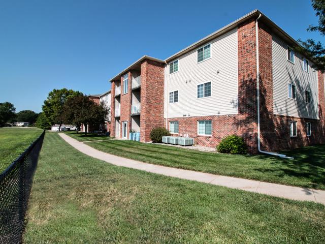 2 BR, 2 BA Apartment 1274 Deerfield Boulevard Unit 204, Blair, NE 68008