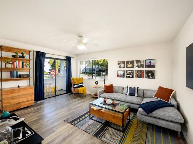 2 BR, 2 BA Apartment 12801 Fair Oaks Boulevard Unit 241, Citrus Heights, CA 95610