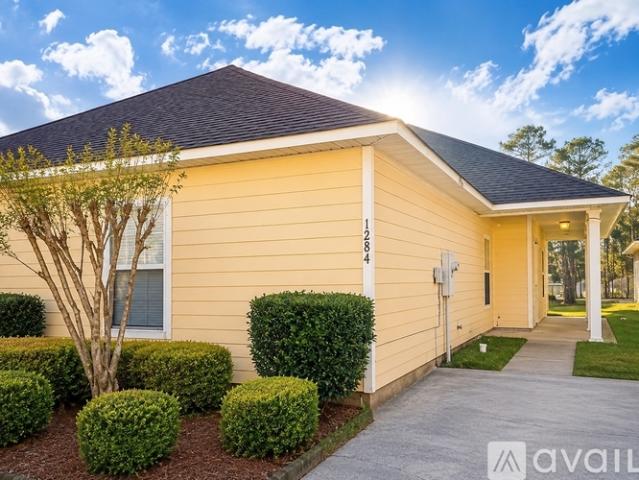 2 BR, 2 BA Apartment 1284 Tropical Cove, Unit 1284, Gulfport, MS 39507