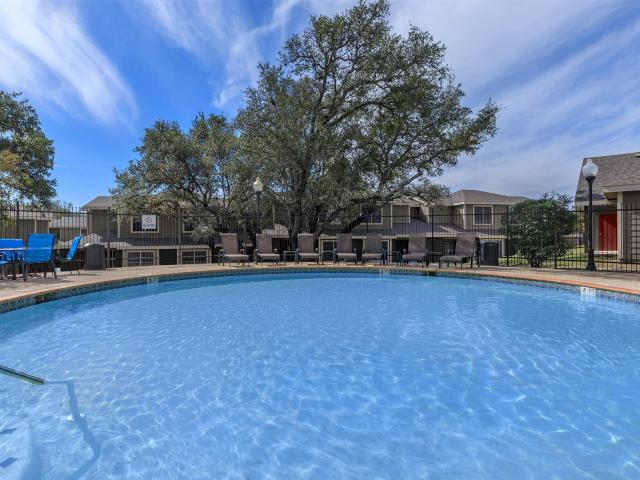 2 BR, 2 BA Apartment 1297 West Loop 1604 North, San Antonio, TX 78251