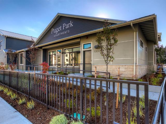 2 BR, 2 BA Apartment 13004 Meridian Avenue South Unit F303, Everett, WA 98208
