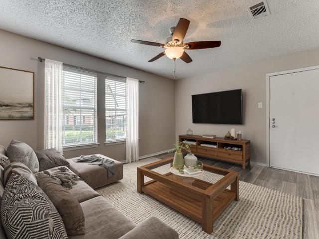 2 BR, 2 BA Apartment 1300 North 45th Street Unit 1721, Corsicana, TX 75110