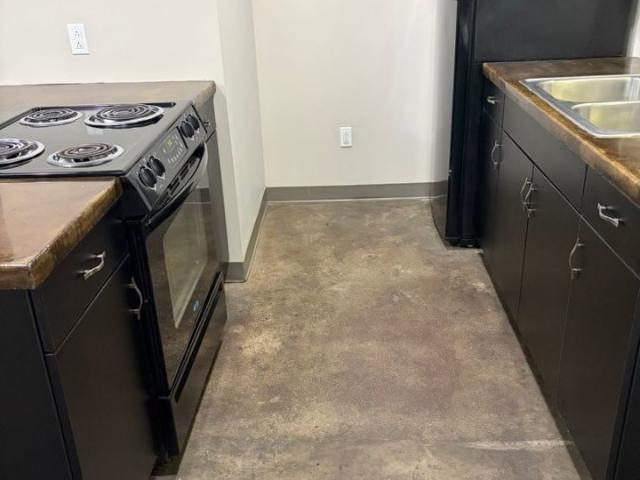 2 BR, 2 BA Apartment 1300 South 11th Street Unit 419, Saint Joseph, MO 64503