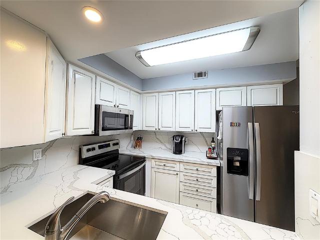 2 BR, 2 BA Apartment 1301 River Reach Drive, Fort Lauderdale, FL 33315
