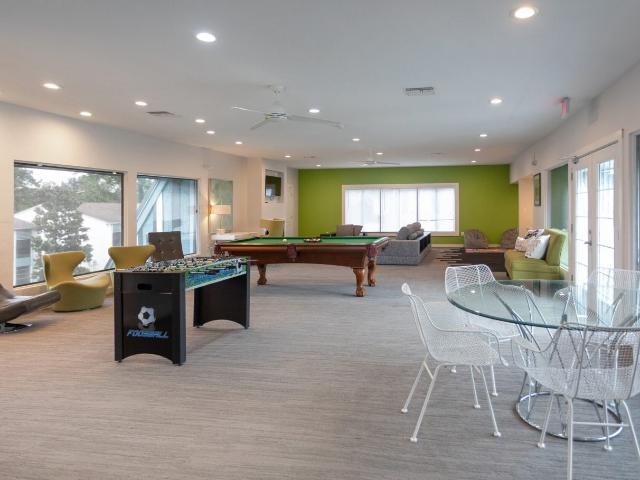 2 BR, 2 BA Apartment 1303 Ocala Road Unit 253, Tallahassee, FL 32304