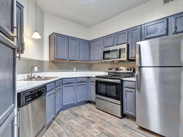 2 BR, 2 BA Apartment 1303 South Main Street Unit 017255, Duncanville, TX 75137