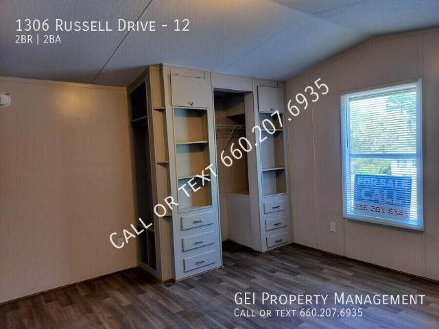 2 BR, 2 BA Apartment 1306 Russell Drive, Weaver, AL 36277