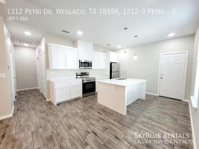 2 BR, 2 BA Apartment 1312 Petri Dr. Weslaco, TX 78596, 1312 3 Petri, Weslaco, TX 78596