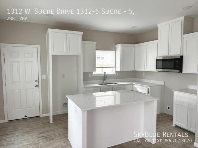 2 BR, 2 BA Apartment 1312 W. Sucre Drive 1312 5 Sucre, Edinburg, TX 78541