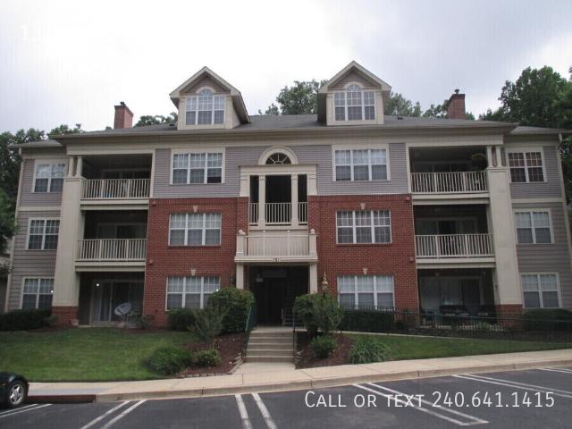 2 BR, 2 BA Apartment 131 Timberbrook Ln, Gaithersburg, MD 20878