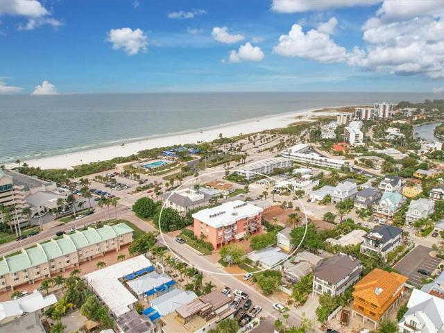 2 BR, 2 BA Apartment 131 Garfield Dr, Sarasota, FL 34236