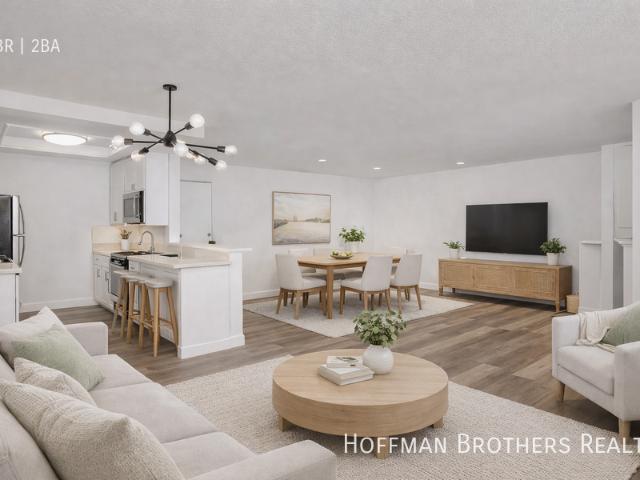 2 BR, 2 BA Apartment 1320 N Sierra Bonita Ave, Los Angeles, CA 90046