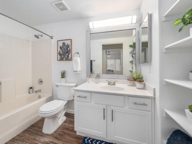 2 BR, 2 BA Apartment 13225 North Fountain Hills Boulevard Unit 359, Fountain Hills, AZ 85268
