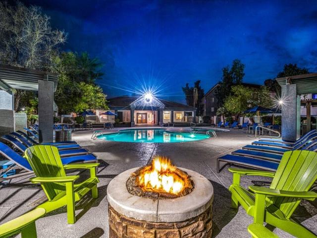 2 BR, 2 BA Apartment 13229 South 48th Street Unit 1L3121, Phoenix, AZ 85044
