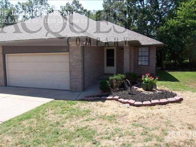2 BR, 2 BA Apartment 1330 Carriage Ct, Nixa, MO 65714