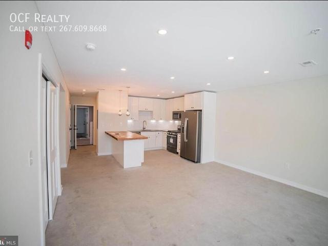 2 BR, 2 BA Apartment 1331 N Randolph St, Philadelphia, PA 19122