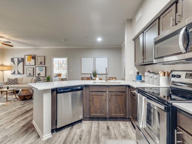 2 BR, 2 BA Apartment 13450 Alta Vista Rd Unit 1227, Roanoke, TX 76262