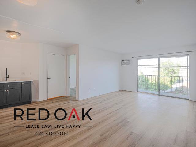 2 BR, 2 BA Apartment 134 N Mariposa Ave, Los Angeles, CA 90004