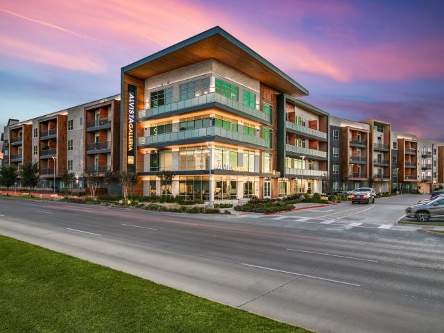 2 BR, 2 BA Apartment 13505 Inwood Road Unit 2336, Dallas, TX 75244