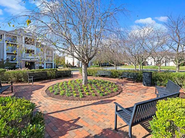 2 BR, 2 BA Apartment 13500 Carlow point Circle Unit 620304, Germantown, MD 20874