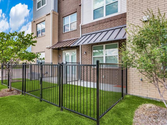 2 BR, 2 BA Apartment 1350 North Blue Mound Road Unit 5303, Fort Worth, TX 76131