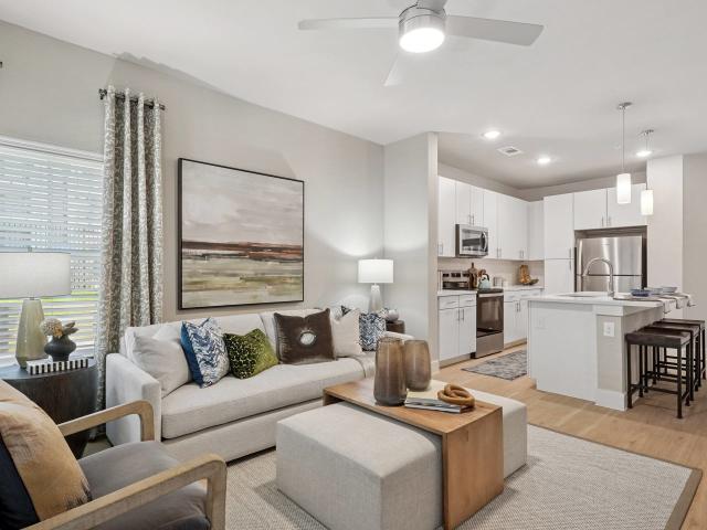 2 BR, 2 BA Apartment 1350 W Taylor St. Unit 08114, Sherman, TX 75092