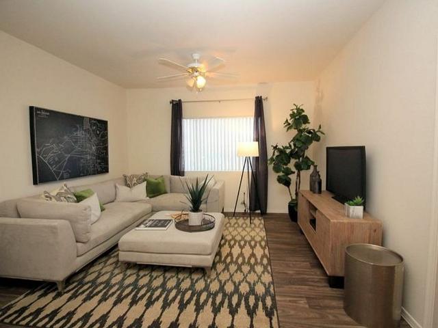 2 BR, 2 BA Apartment 13621 W Glendale Ave Unit 327, Litchfield Park, AZ 85340