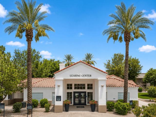 2 BR, 2 BA Apartment 13638 N. Newcastle Drive Unit 240, Sun City, AZ 85351