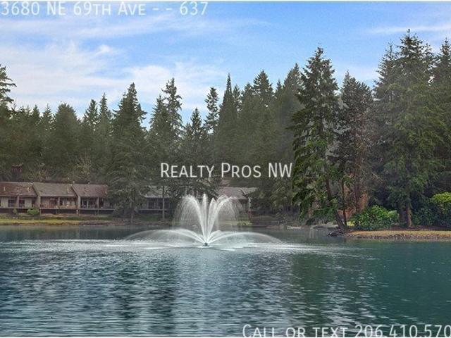 2 BR, 2 BA Apartment 13680 NE 69th Ave, Redmond, WA 98052