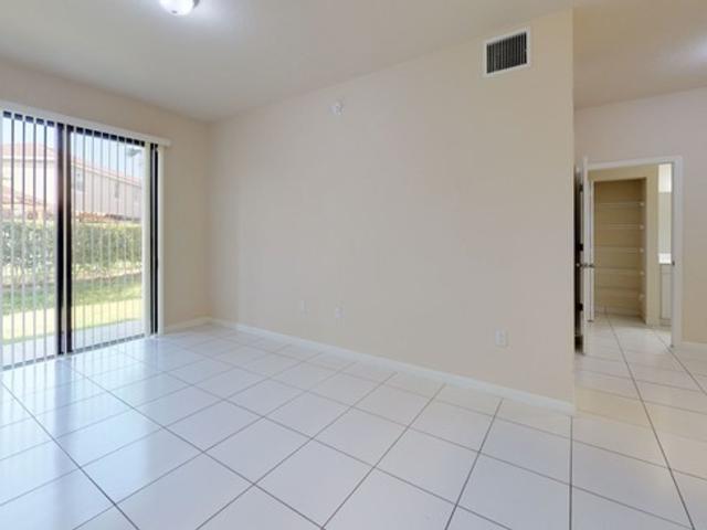 2 BR, 2 BA Apartment 13720 SW 272nd street Unit 01 780 106, Homestead, FL 33032