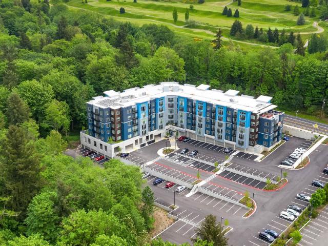 2 BR, 2 BA Apartment 13800 Newcastle Golf Club Road Unit 311, Renton, WA 98059