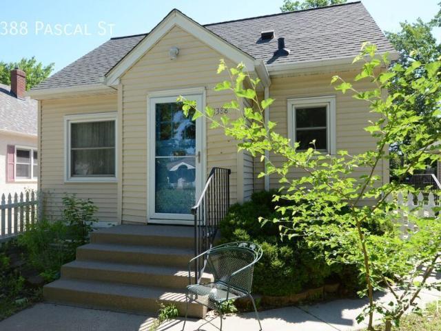 2 BR, 2 BA Apartment 1388 Pascal St, Saint Paul, MN 55108