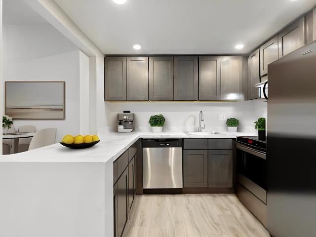 2 BR, 2 BA Apartment 1 Bonrock Court Unit G603, Towson, MD 21204
