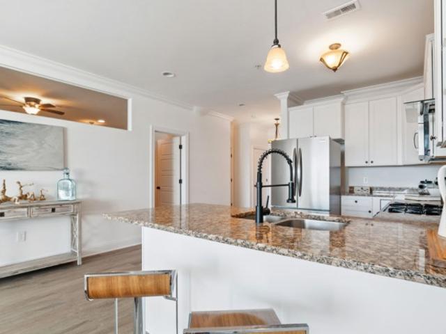 2 BR, 2 BA Apartment 1 Brown Street Unit 1316, Philadelphia, PA 19123