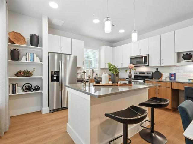 2 BR, 2 BA Apartment 2400 Montgomery Park Boulevard Unit 412, Conroe, TX 77304