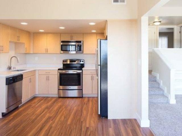 2 BR, 2 BA Apartment 2400 Skyline Boulevard Unit K3, Pacifica, CA 94044
