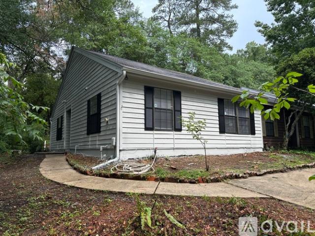 2 BR, 2 BA Apartment 2400 Talco Hills Dr, Tallahassee, FL 32303