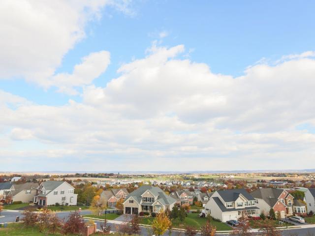 2 BR, 2 BA Apartment 2401 Highpoint View Ct Unit 09 401, Frederick, MD 21702