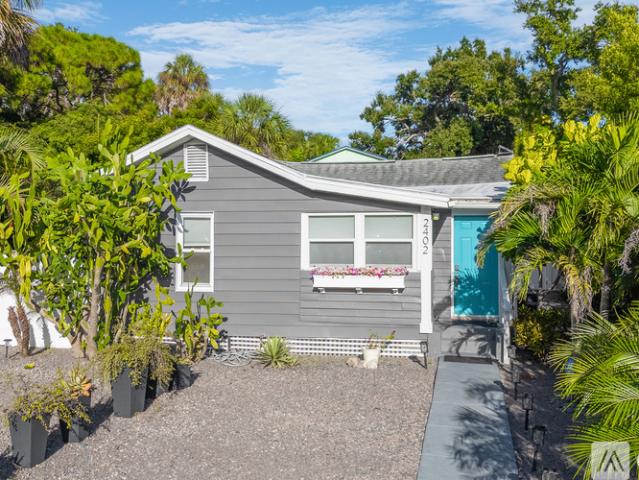 2 BR, 2 BA Apartment 2402 52nd St S, Gulfport, FL 33707