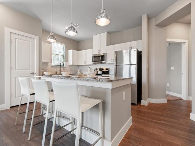 2 BR, 2 BA Apartment 240 Park Place Boulevard Unit 7301, Waxahachie, TX 75165